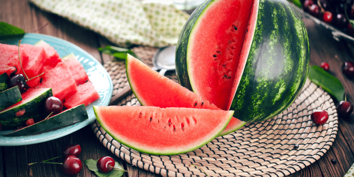 Wassermelone Der Perfekte Snack An Heißen Sommertagen Heilpraxis
