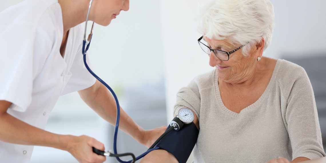 Hypotonie: Wie gefährlich ist niedriger Blutdruck und was kann helfen ...