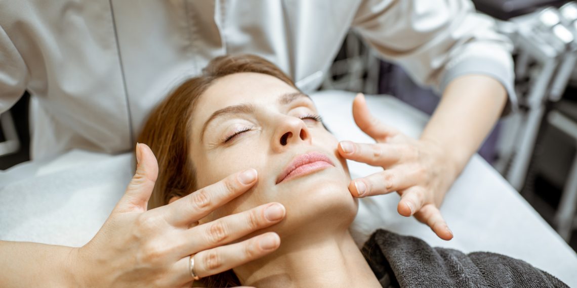 Lymphdrainage – Anwendungsgebiete und Wirkung – Heilpraxis