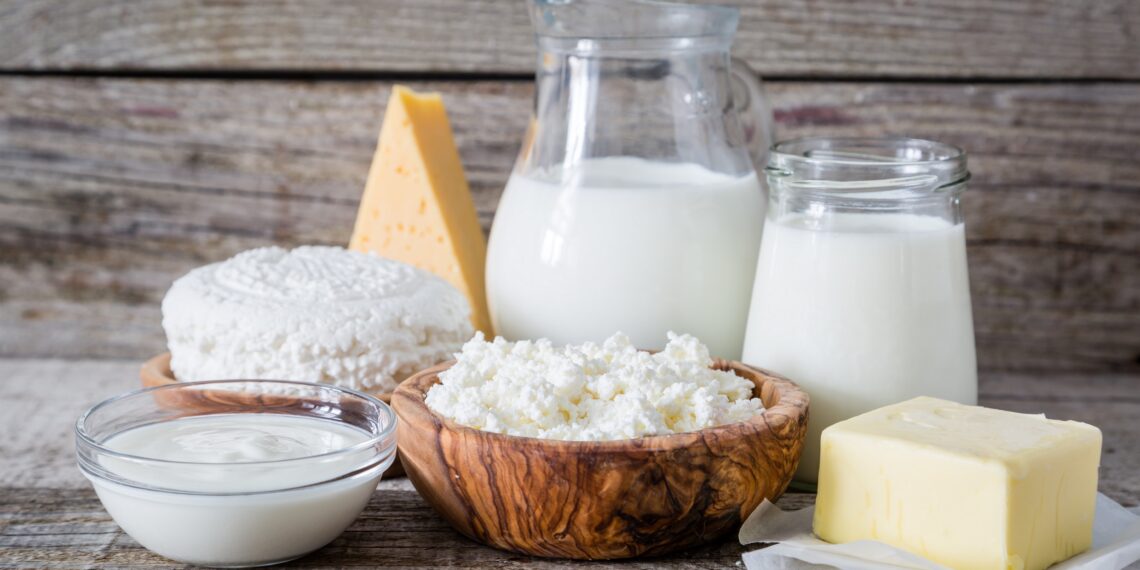 Ernährung: Diese Lebensmittel fördern gesunde Knochen & beugen ...