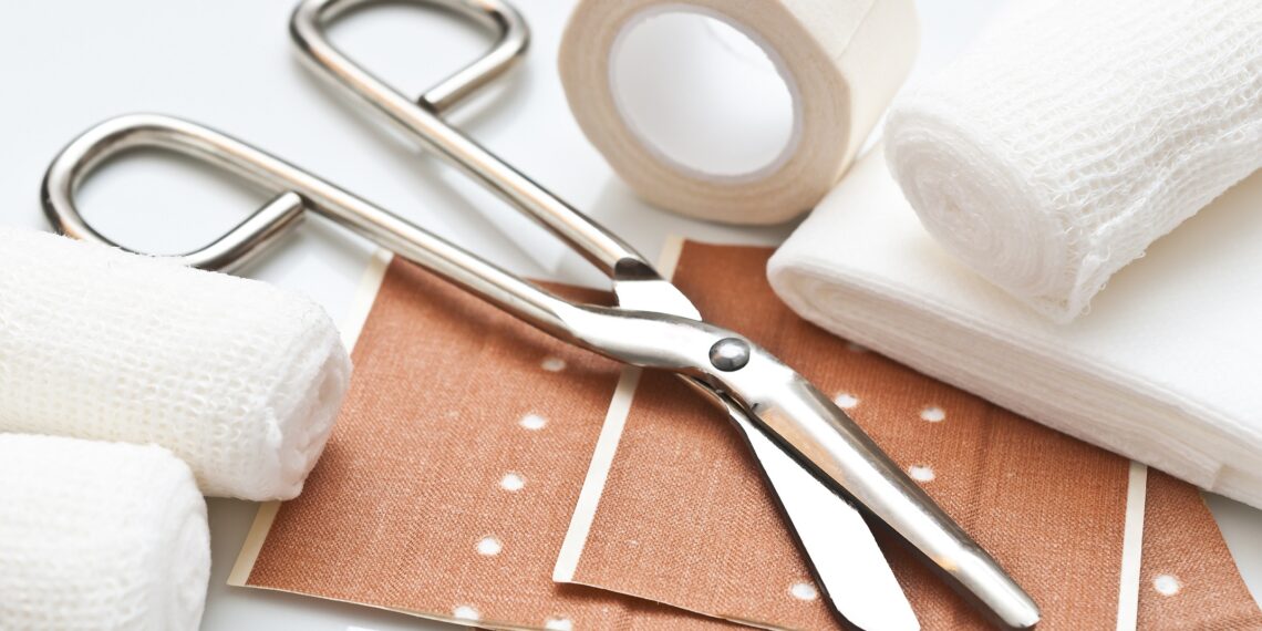 Neuer Wundverband tötet selbst resistente Bakterien ab – Heilpraxis